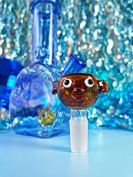 Cone Pieces 101: Sizes, Materials, and Tips – The Bong Baron